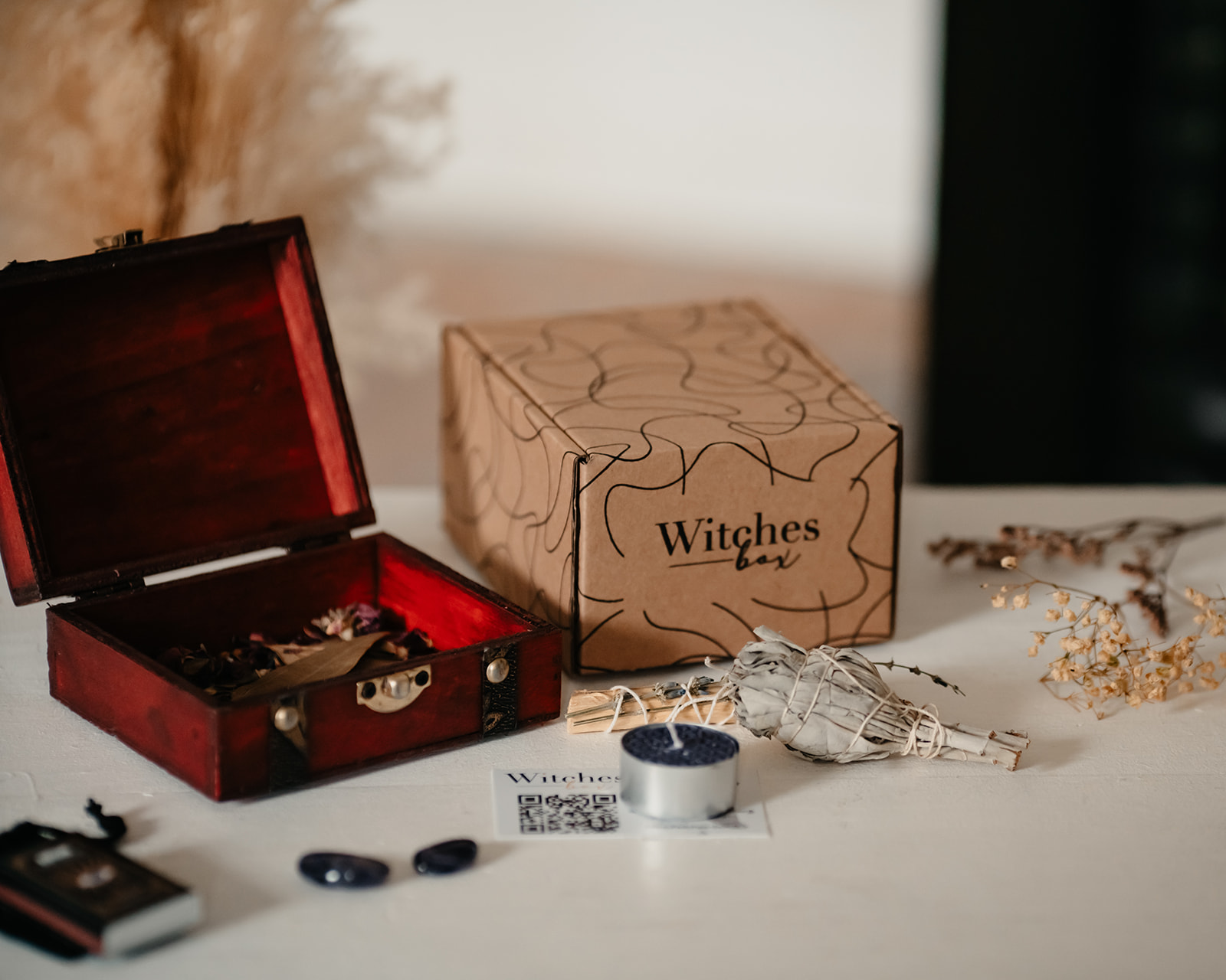 Witches box - Box Mensuelle de sorcellerie moderne